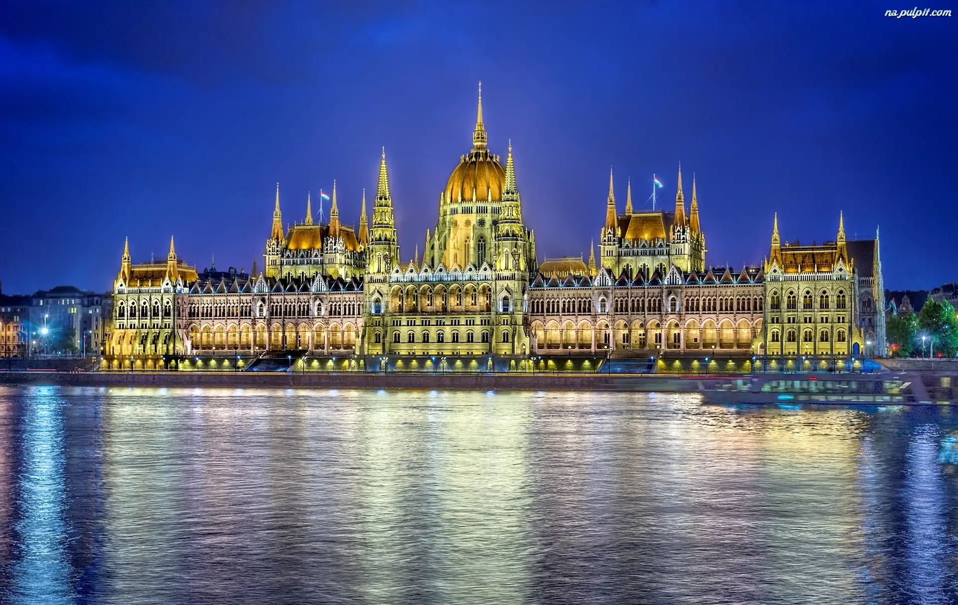Dunaj, Budapeszt, Węgry, Zabytek, Rzeka, Parlament Na Pulpit Dunaj, Budapeszt, Węgry, Zabytek, Rzeka, Parlament Na Pulpit